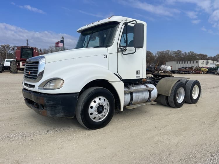 SOLD - 2007 Freightliner Columbia Other Equipment Trucks | Tractor Zoom