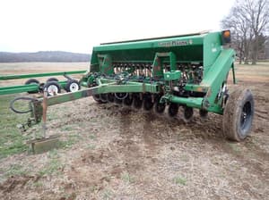 SOLD - 2007 Great Plains 1205NT Lot No. 4592 Planting with --- In ...