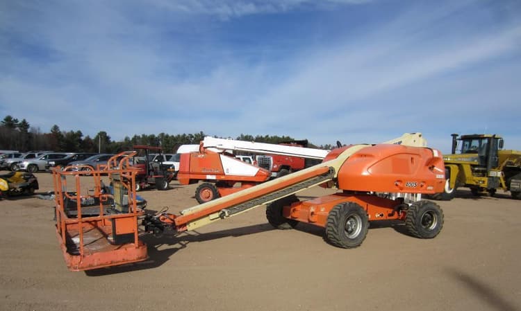 SOLD - 2007 JLG 400S Construction Aerial Lifts | Tractor Zoom