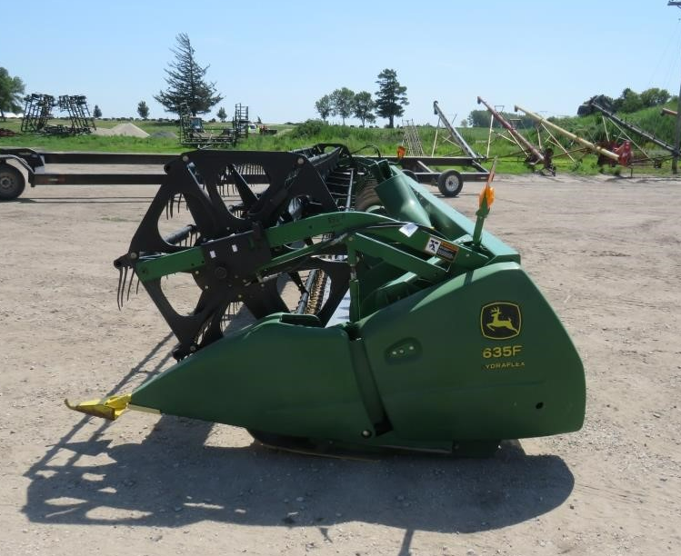 2007 John Deere 635 Harvesting Headers - Platform for Sale | Tractor Zoom