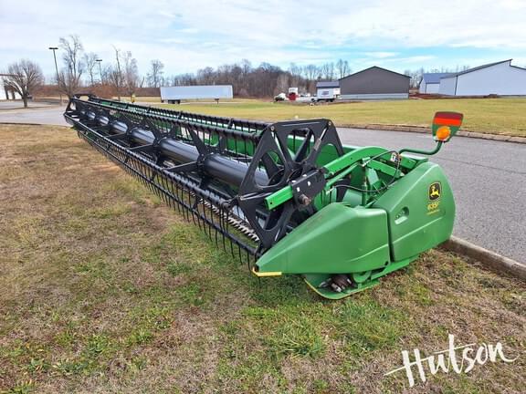 2007 John Deere 635F Harvesting Headers - Platform for Sale | Tractor Zoom
