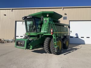SOLD - 2007 John Deere 9570 STS Stock No. 01004269 AB5 Combines with ...