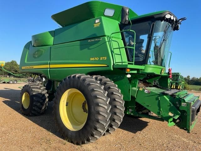 2007 John Deere 9670 STS Combines Class 6 for Sale | Tractor Zoom