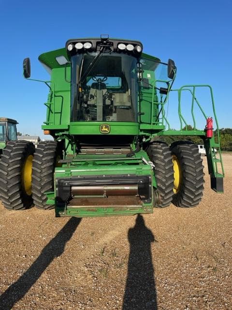 2007 John Deere 9670 STS Combines Class 6 for Sale | Tractor Zoom