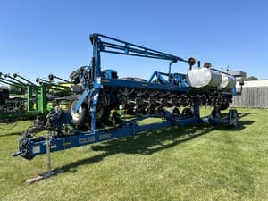 SOLD - 2007 Kinze 3600 Stock No. 157198 Planting with 16 Rows | Tractor ...