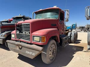 SOLD - 2007 Mack CHN613 Lot No. 184 Other Equipment with --- mi | Tractor Zoom