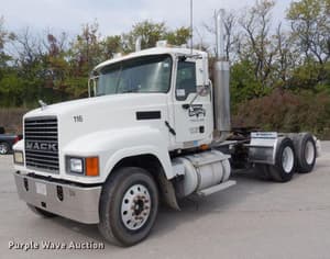 SOLD - 2007 Mack CHN613 semi truck Other Equipment with 616,286 mi | Tractor Zoom