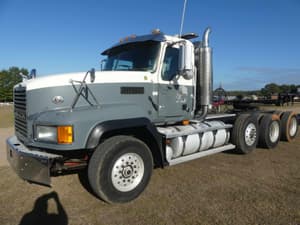 SOLD - 2007 Mack CL733 Lot No. 247723 Other Equipment with 473,745 mi ...