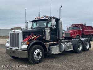 SOLD - 2007 Peterbilt 379 Lot No. LO9461 Other Equipment with 905,985 ...