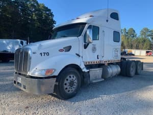 2007 Peterbilt 387 Lot No. 215 Other Equipment For Sale with 343,771 mi ...