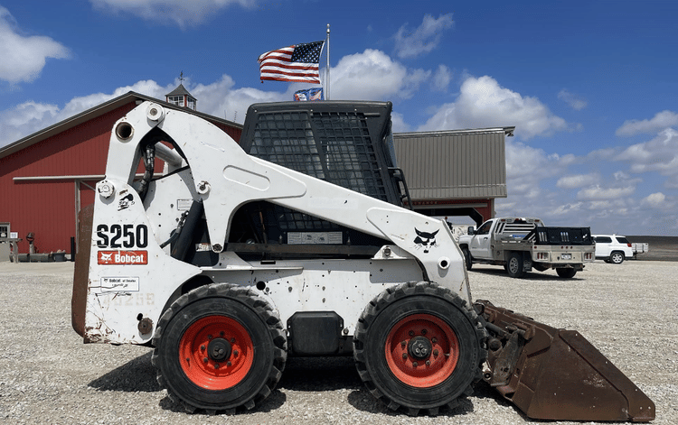 SOLD - 2008 Bobcat S250 Construction Skid Steers | Tractor Zoom