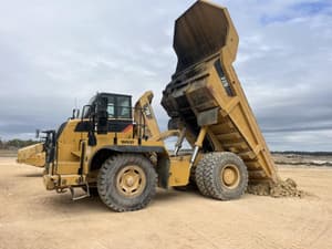 SOLD - 2008 Caterpillar 770 Lot No. 54679794 Construction with 8,472 ...