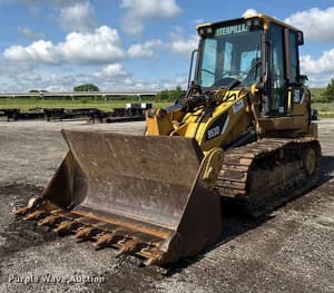 SOLD - 2008 Caterpillar 953D Lot No. DR2807 Construction with 10,390 ...