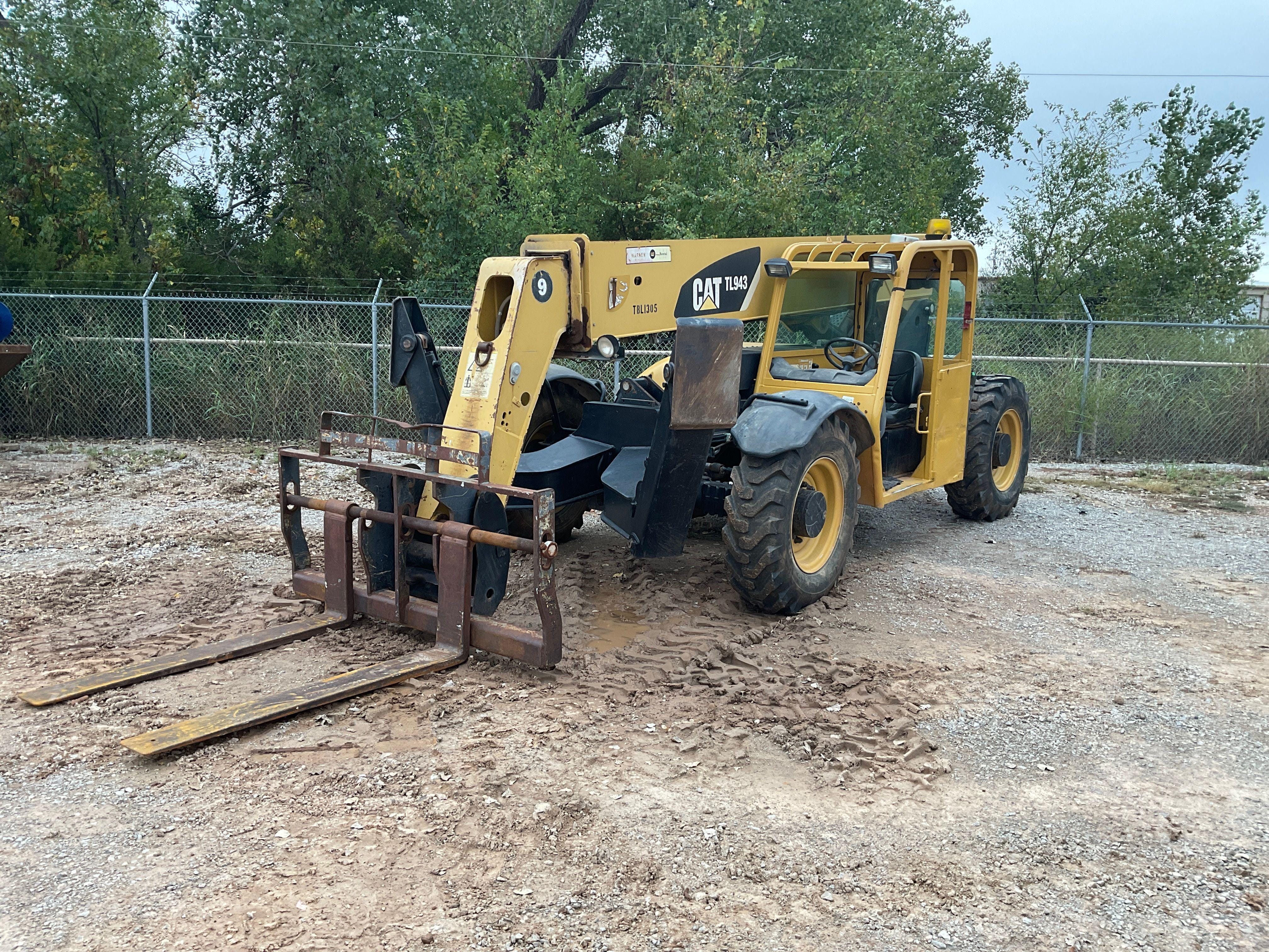SOLD - 2008 CATERPILLAR TL943 TELESCOPIC FORKLIFT SN: TBL01305 ...