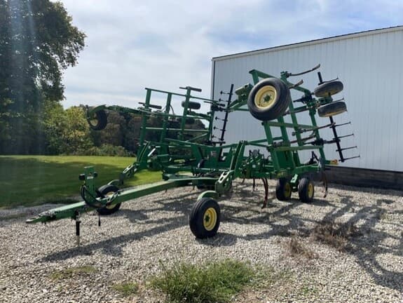 2008 John Deere 2410 Tillage Chisel Plows for Sale | Tractor Zoom