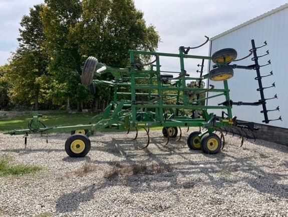 2008 John Deere 2410 Tillage Chisel Plows for Sale | Tractor Zoom