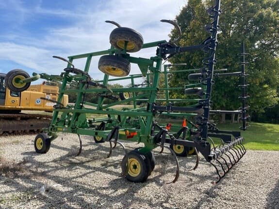 2008 John Deere 2410 Tillage Chisel Plows for Sale | Tractor Zoom