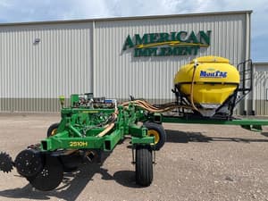 SOLD - 2008 John Deere 2510H Stock No. 113317 Chemical Applicators with ...