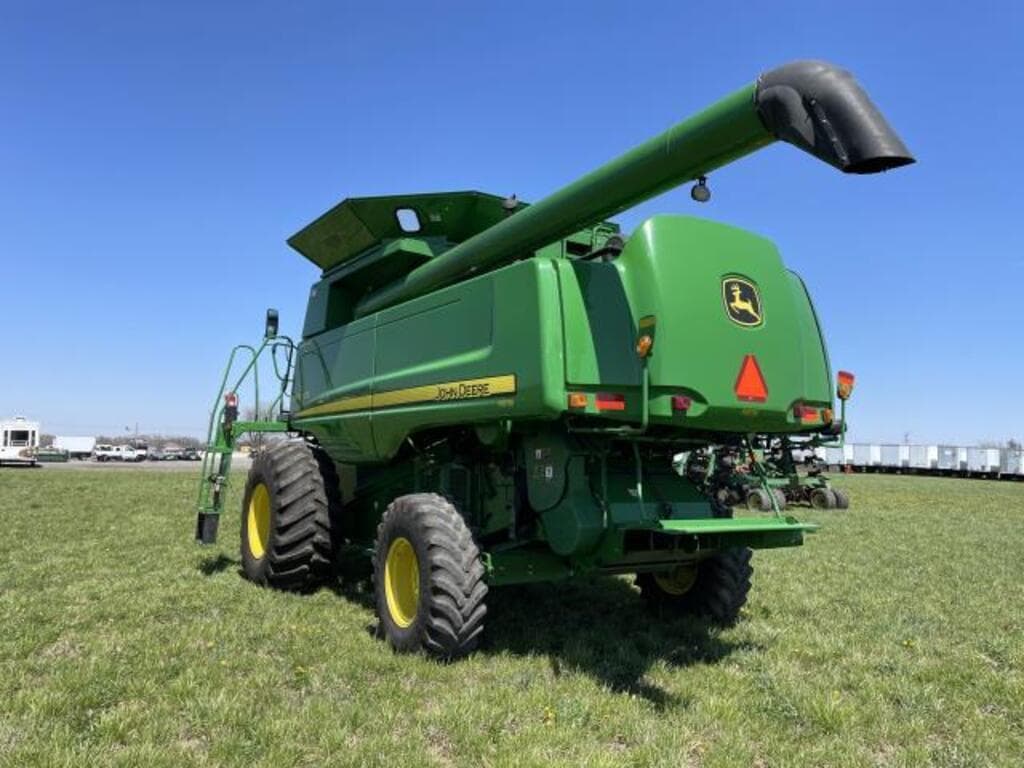 2008 John Deere 9570 STS Combines Class 5 for Sale | Tractor Zoom