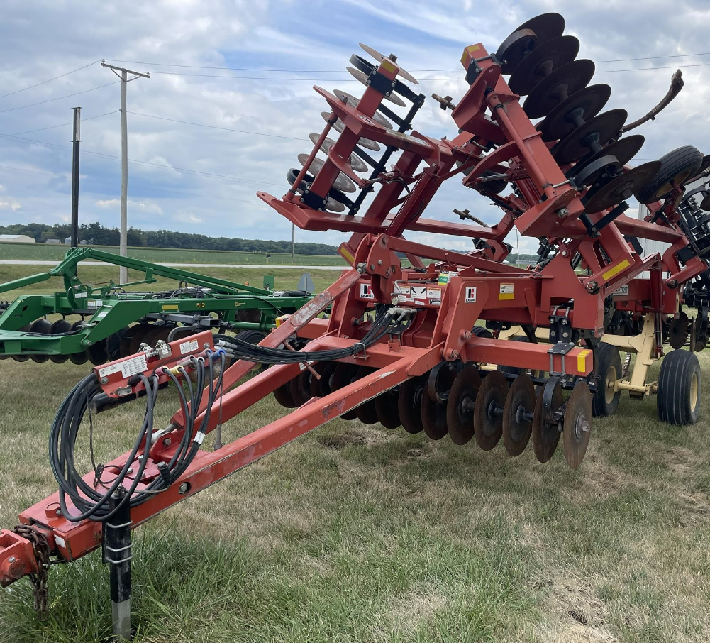 SOLD - 2008 Krause Dominator 4850 Lot No. 7da0c4c0-2236-11ed-8bec ...