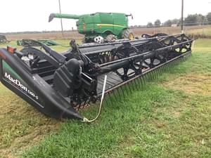 SOLD - 2008 MacDon D60-S Stock No. 137610 Harvesting with 25 ft ...