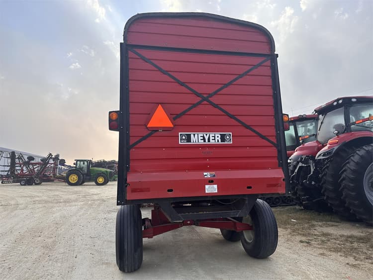 2008 Meyer 4616 Harvesting Forage Wagons for Sale | Tractor Zoom