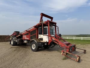 SOLD - 2008 Stinger Stacker 6500 Lot No. 76 Hay and Forage | Tractor Zoom