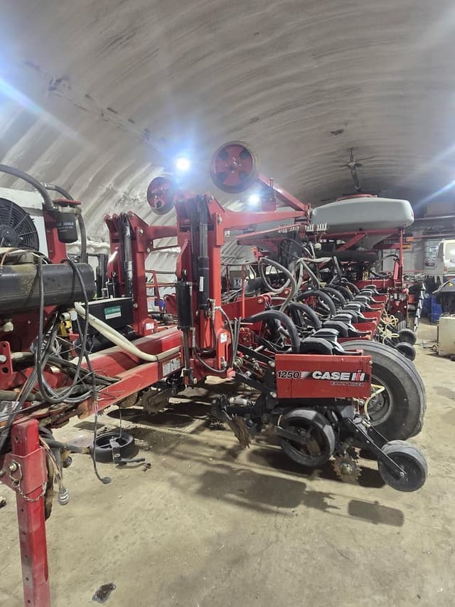 2009 Case Ih 1250 Lot No 1578 Planting For Sale With 16 Rows Tractor