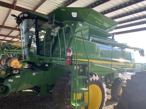 SOLD - 2009 John Deere 9570 STS Stock No. 823893 Combines with 2,745 ...