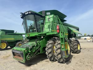 2009 John Deere 9770 STS Lot No. 160873 Combines For Sale with 3,269 ...