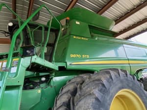 SOLD - 2009 John Deere 9870 STS Combines Stock No. P5007665 | Tractor Zoom