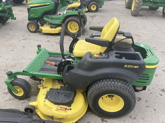 Tractor Zoom - 2009 John Deere Z445