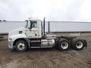 SOLD - 2009 Mack Pinnacle CXU613 Other Equipment with 309,419 mi ...