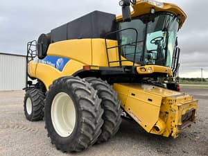 SOLD - 2009 New Holland CR9080 Stock No. 210036 Combines with 2,923 Hrs ...