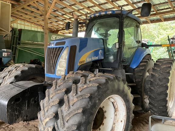 2009 New Holland T8050 Tractors 300 to 424 HP for Sale | Tractor Zoom