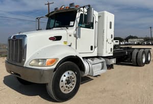 SOLD - 2009 Peterbilt 340 Lot No. 21093 Other Equipment with 237,984 mi ...