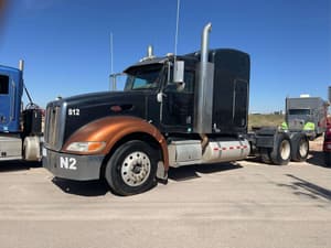 SOLD - 2009 Peterbilt 386 Lot No. 573096 Other Equipment with --- mi ...