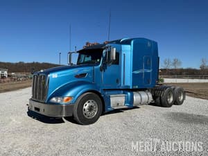 SOLD - 2009 Peterbilt 386 Lot No. 32 Other Equipment with 1,347,168 mi ...