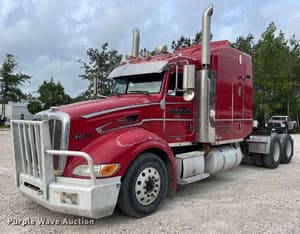 SOLD - 2009 Peterbilt 386 Lot No. DS3012 Other Equipment with 1,187,737 ...