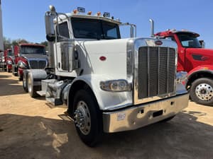 SOLD - 2009 Peterbilt 388 Lot No. 52105539 Other Equipment with 626,852 ...