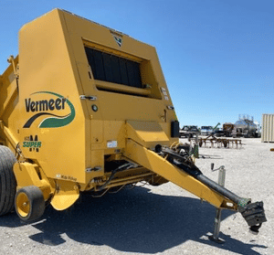 SOLD - 2009 Vermeer 605SM Hay and Forage with --- Bales | Tractor Zoom