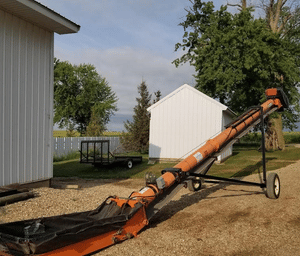 SOLD - 2010 Batco 1335FLTD Harvesting with 35 Ft | Tractor Zoom