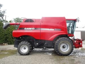 SOLD - 2010 Case IH 6088 Lot No. 2 Combines with 1,641 Hrs | Tractor Zoom