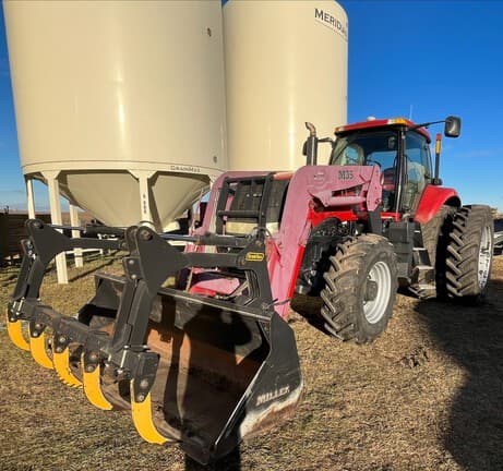 2010 Case IH Magnum 225 Tractors 175 to 299 HP for Sale | Tractor Zoom
