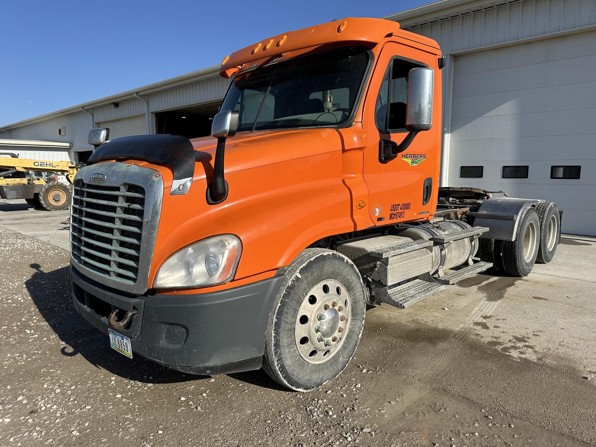 Hines Auction Service Inc in Minnesota | Tractor Zoom