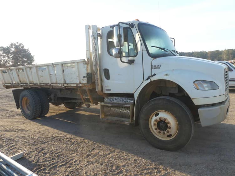 2010 Freightliner M2 106 Other Equipment Trucks for Sale | Tractor Zoom