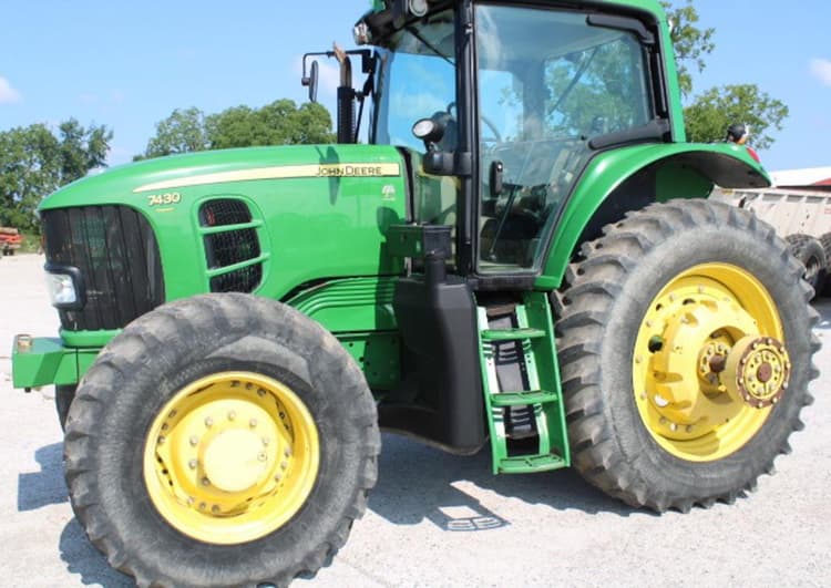 SOLD - 2010 John Deere 7430 Premium Tractors 100 to 174 HP | Tractor Zoom