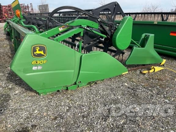 SOLD - 2010 John Deere 630F Harvesting Headers - Platform | Tractor Zoom