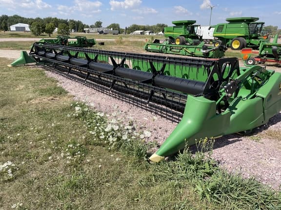 SOLD - 2010 John Deere 635F Harvesting Headers - Platform | Tractor Zoom