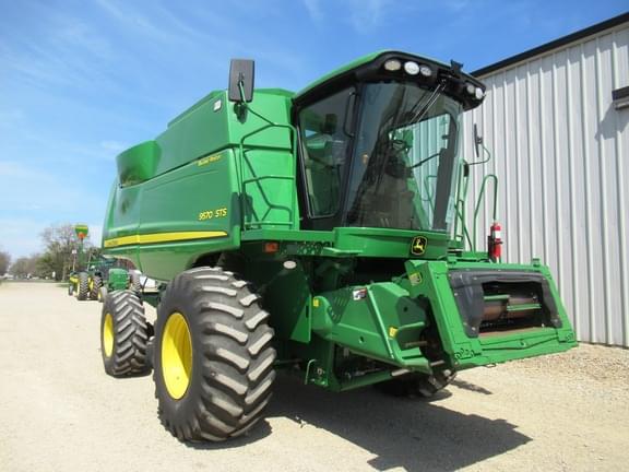 2010 John Deere 9570 STS Combines Class 5 for Sale | Tractor Zoom